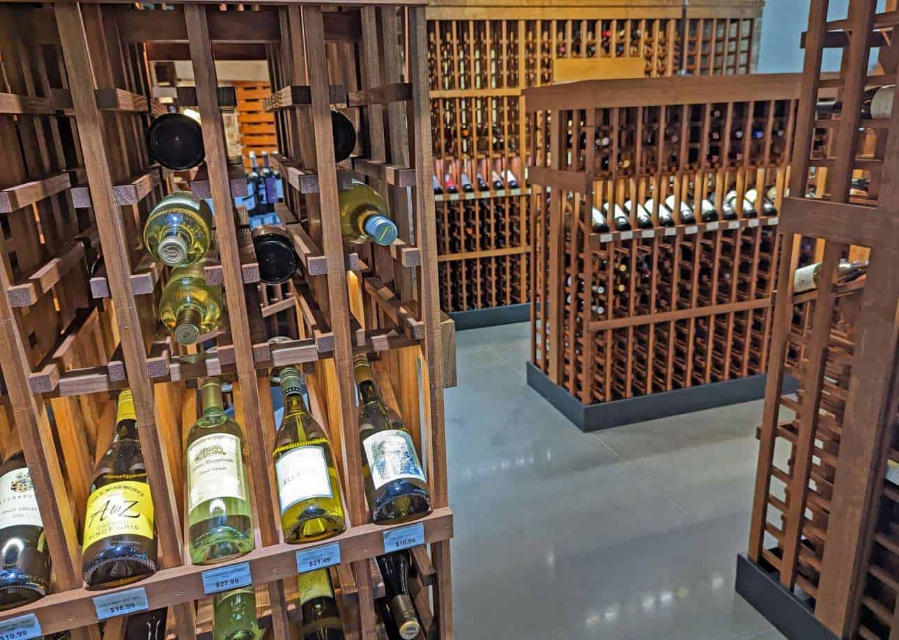 New packaged beverage store opens on Furys Ferry - Augusta Business Daily