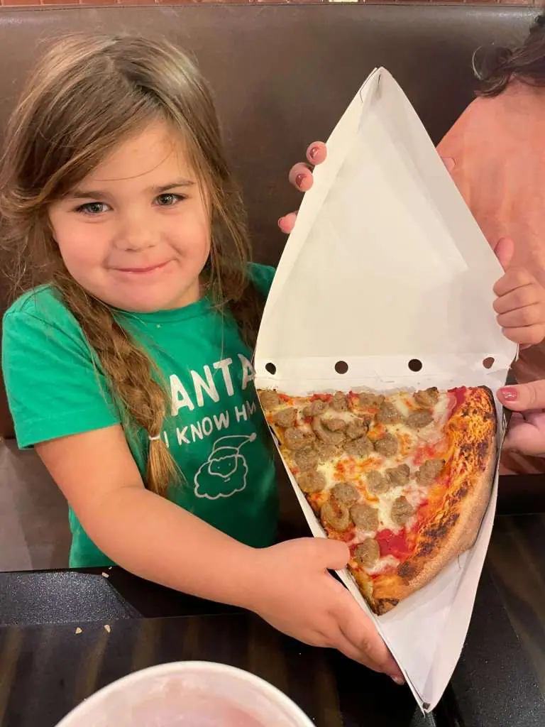 Business Lunch Review: Augusta Mall Food Court - Augusta Business Daily